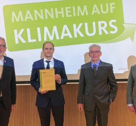 GEHR GmbH | Plastics engineered by GEHR | Kunstoff-Halbzeuge